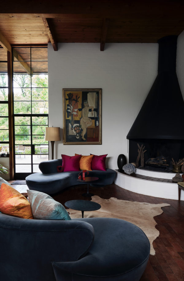 Inside Valley House, a Modern Gallery and Beloved Family Home