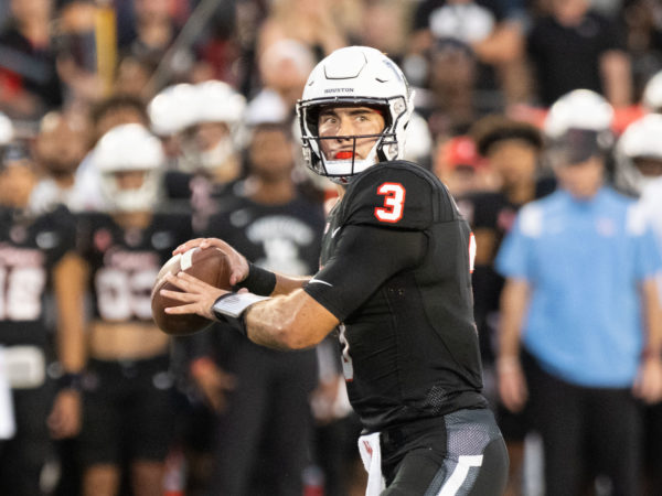 The Incredible Perseverance of UH Tight End Christian Trahan — Needing ...