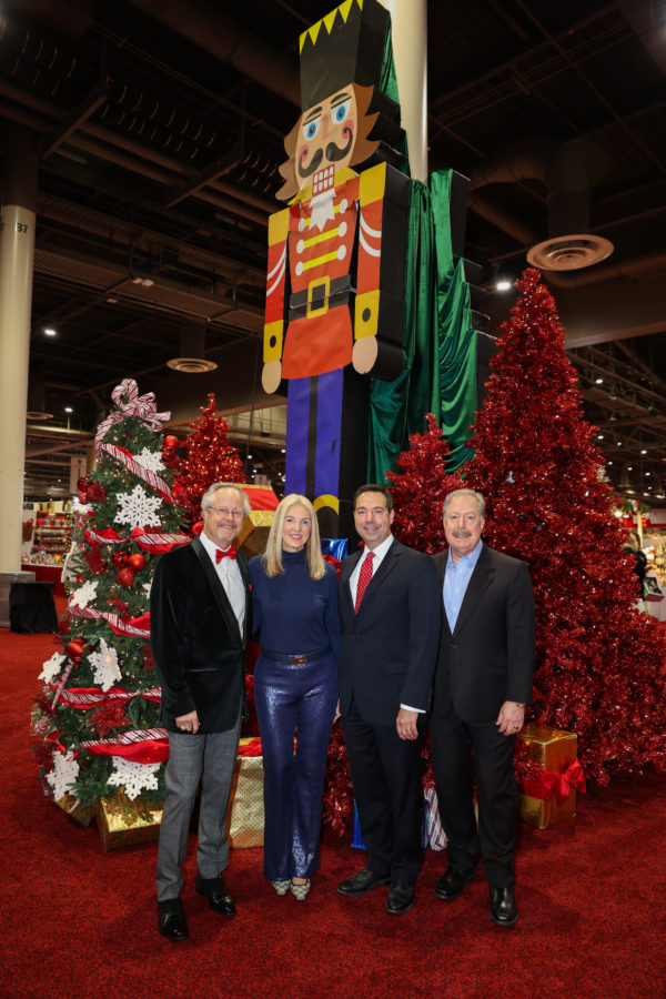 Houston's Nutcracker Market Draws a Huge Crowd For Its Preview Night ...