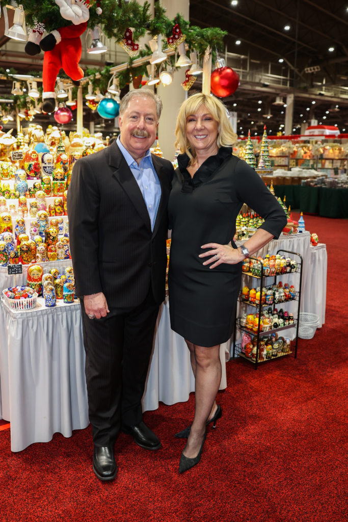 Houston's Nutcracker Market Draws a Huge Crowd For Its Preview Night ...