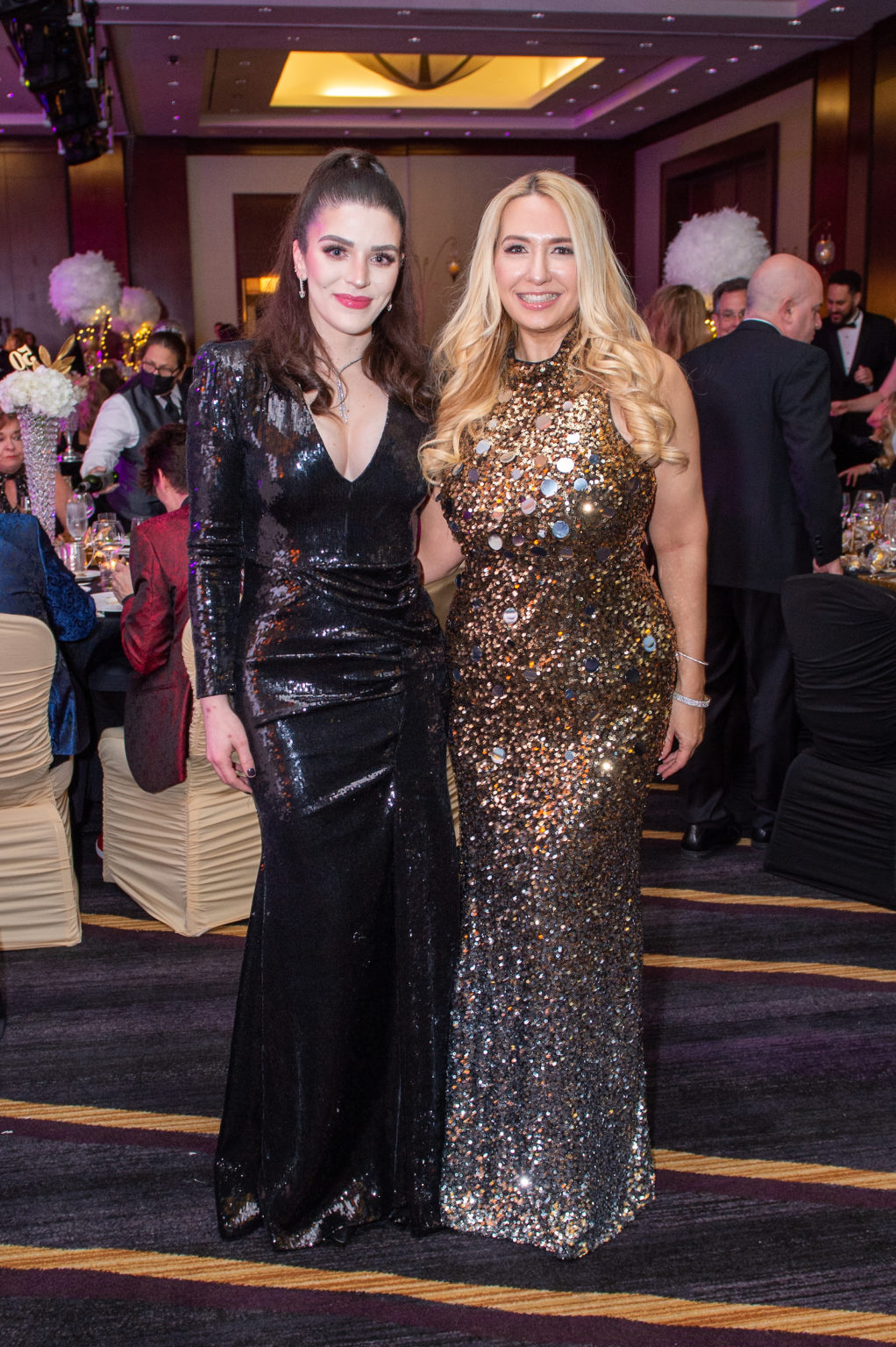 A Cat Beats the Dogs at Houston's Ultimate Animal Gala — This Pet of ...
