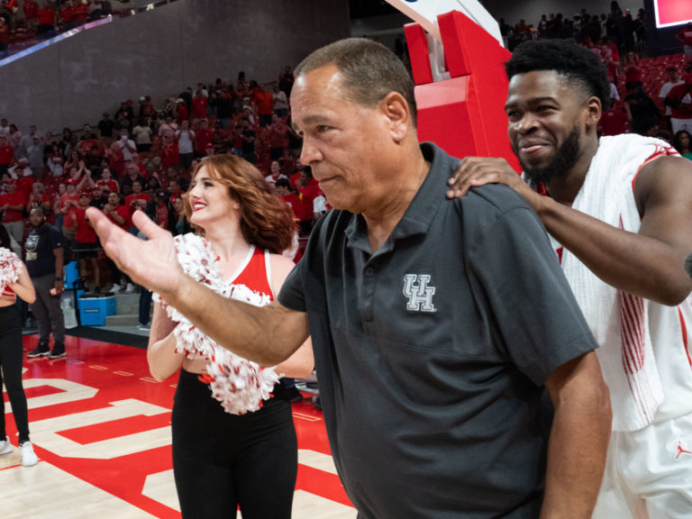 From $1100 a Year to 700 Wins — How UH Coach Kelvin Sampson and His ...