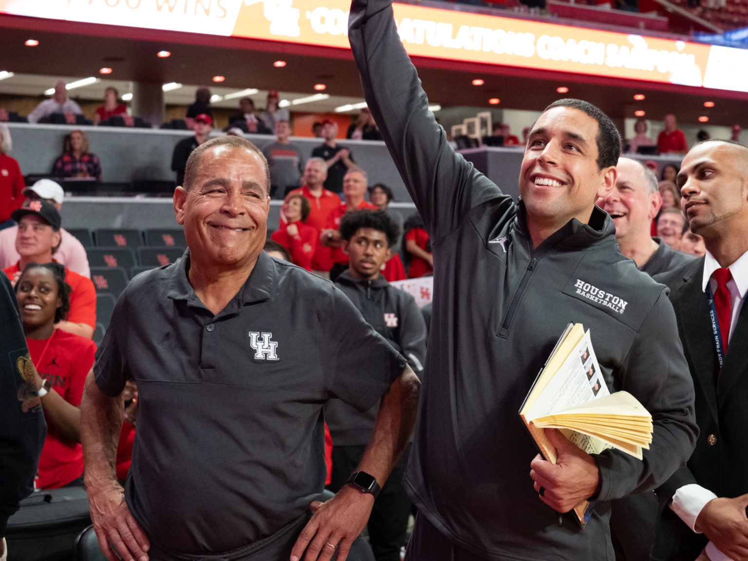 From $1100 a Year to 700 Wins — How UH Coach Kelvin Sampson and His ...
