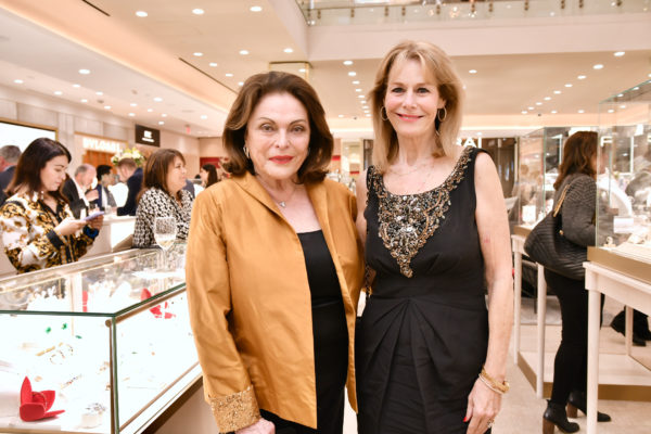 Post Oak Boulevard Jewelry Wonderland Is Dripping In Gold and Seasonal ...