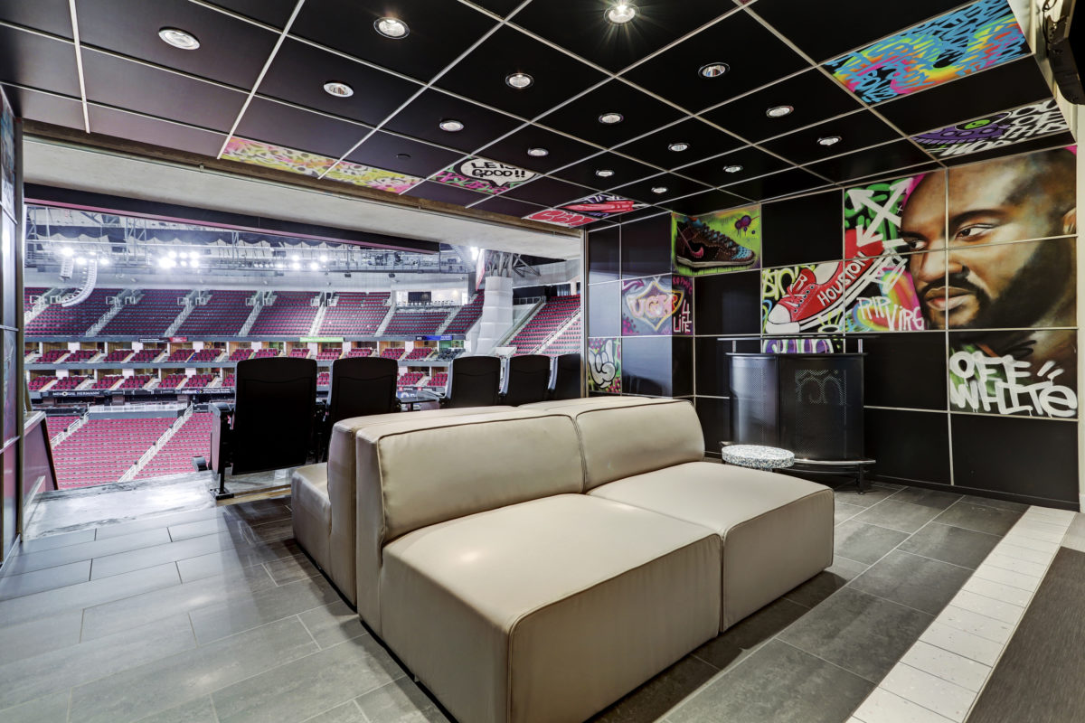 The Houston Rockets' Tricked Out Suites Take Luxury Sports Seating Into ...