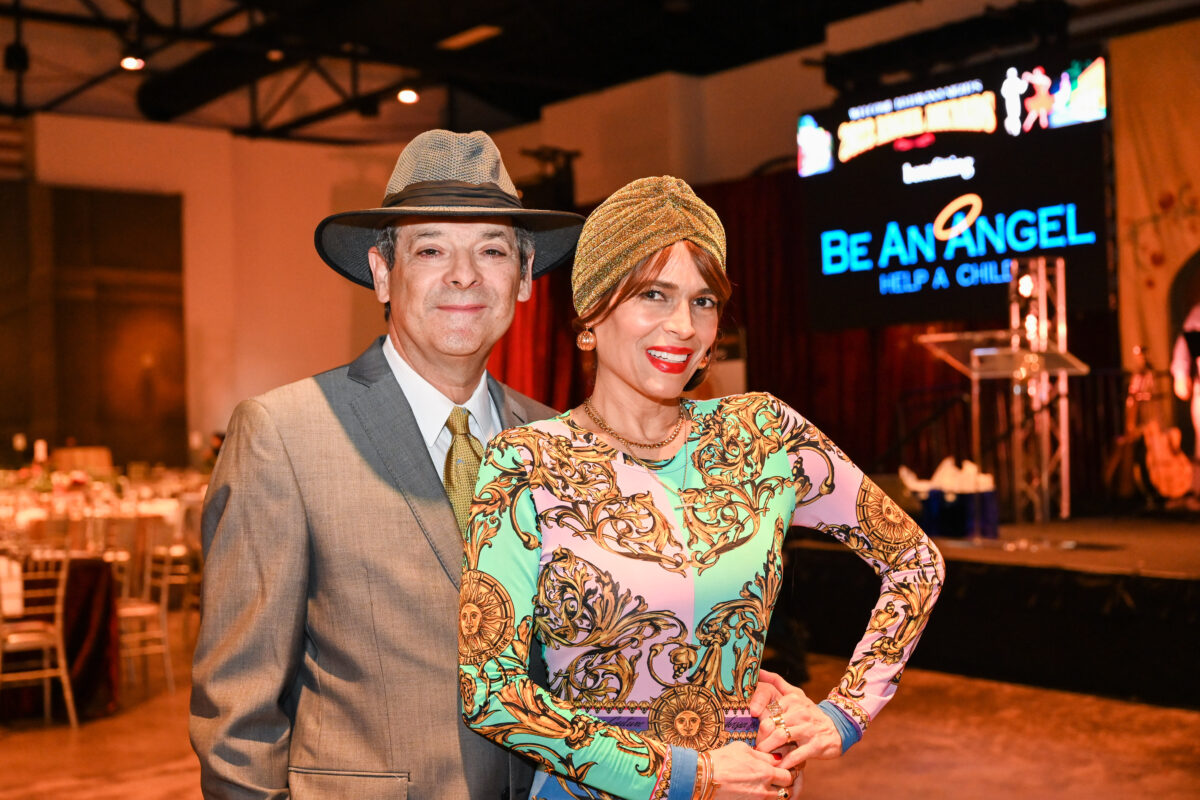 Republican Power Couple and Houston Oilers Great Boost the Be An Angel ...