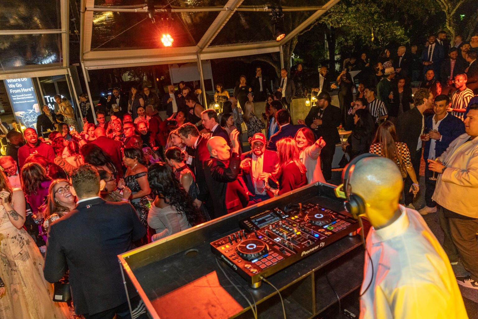 Art and Basketball Come Together in a Beautiful Way at Houston's ...