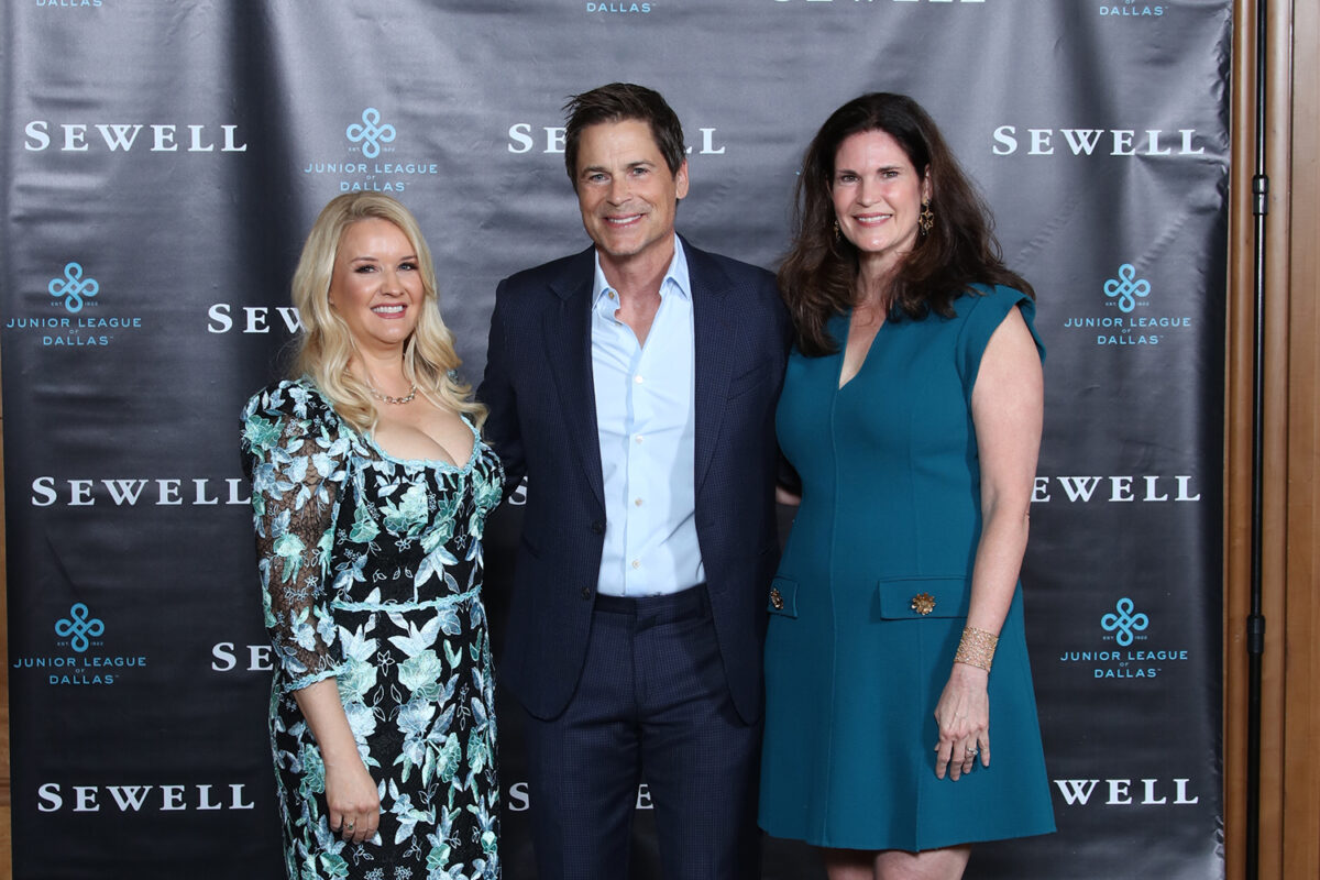 Rob Lowe Dazzles as the First Male Keynote Speaker at Junior League of ...