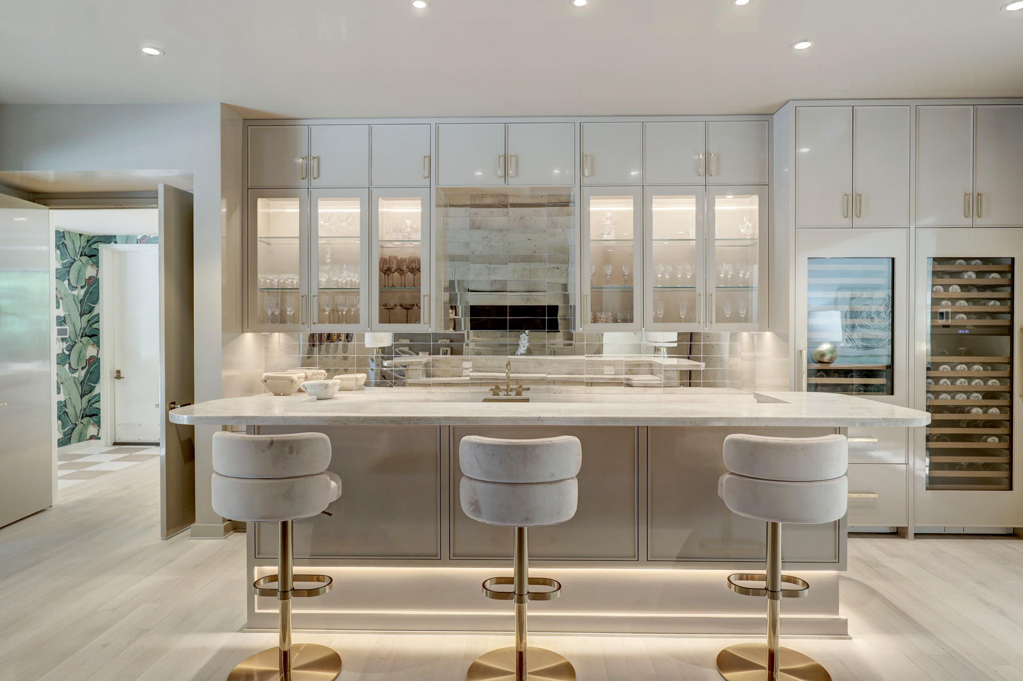 Construction Mogul's River Oaks Dream House Is a Private Estate That ...