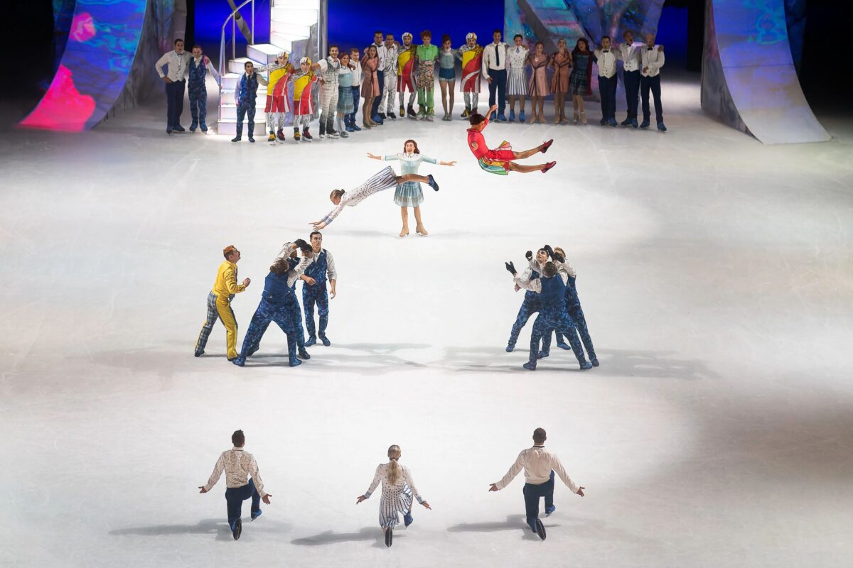 Cirque Du Soleil Takes To The Ice In North Texas — Acrobatics And Real