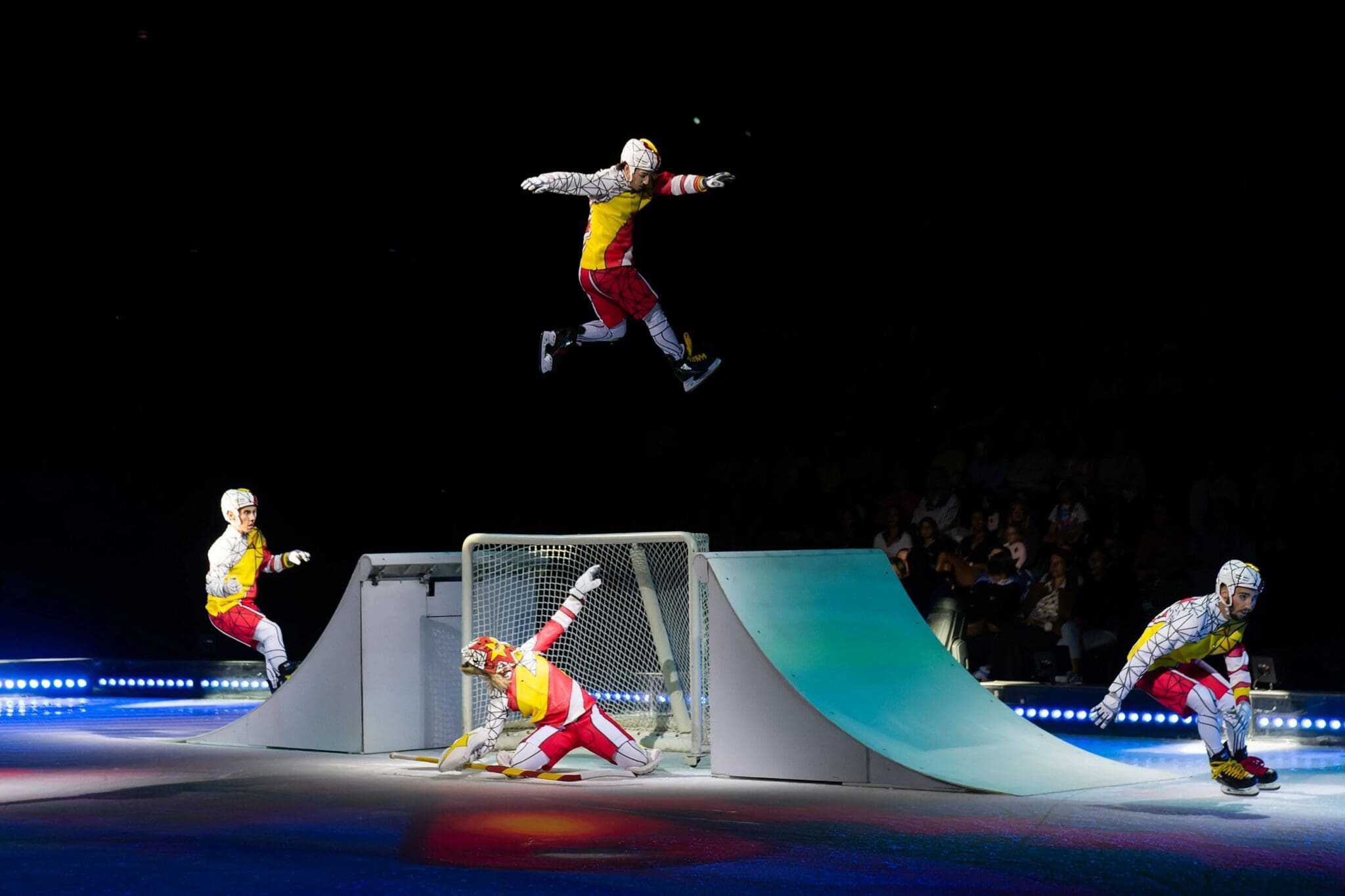 Cirque du Soleil Takes to the Ice in North Texas — Acrobatics and Real ...