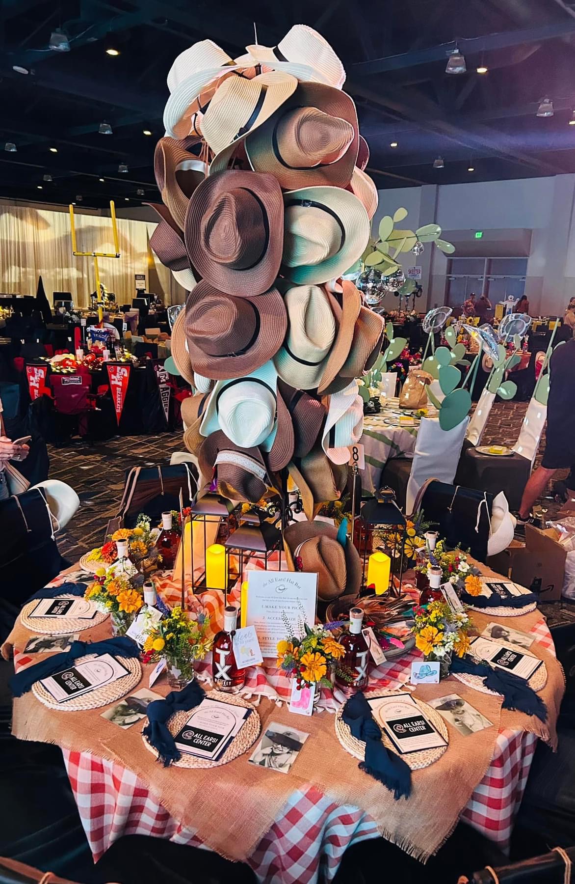 The Woodlands' Beloved Chairman's Ball Brings More Tabletop Decorating ...