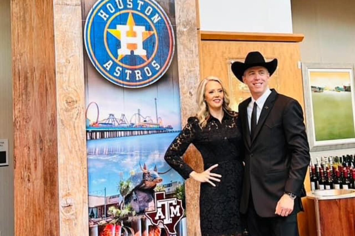 The Woodlands' Beloved Chairman's Ball Brings More Tabletop Decorating ...