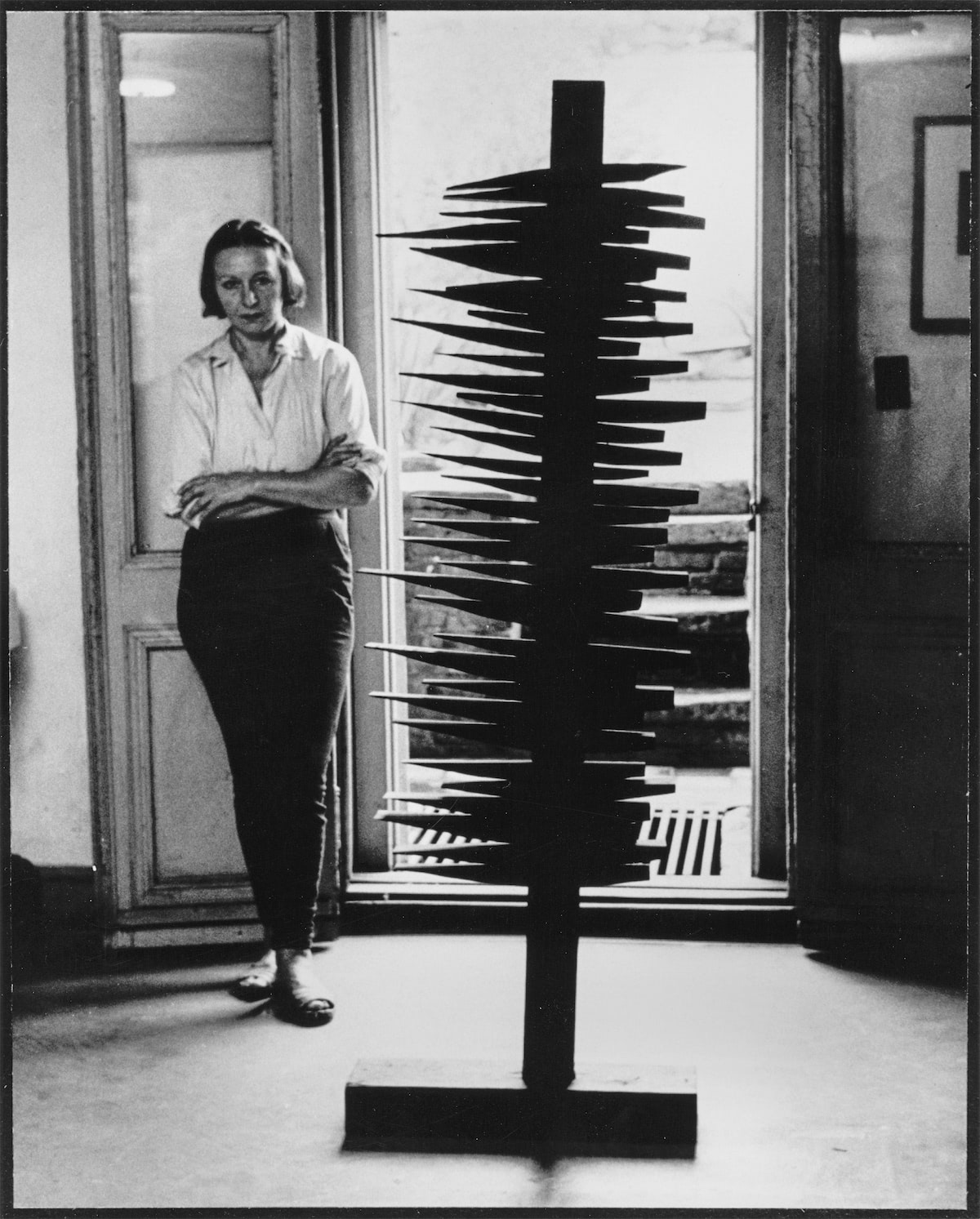 Louise Nevelson's Environmental Art Explored in DFW Exhibition