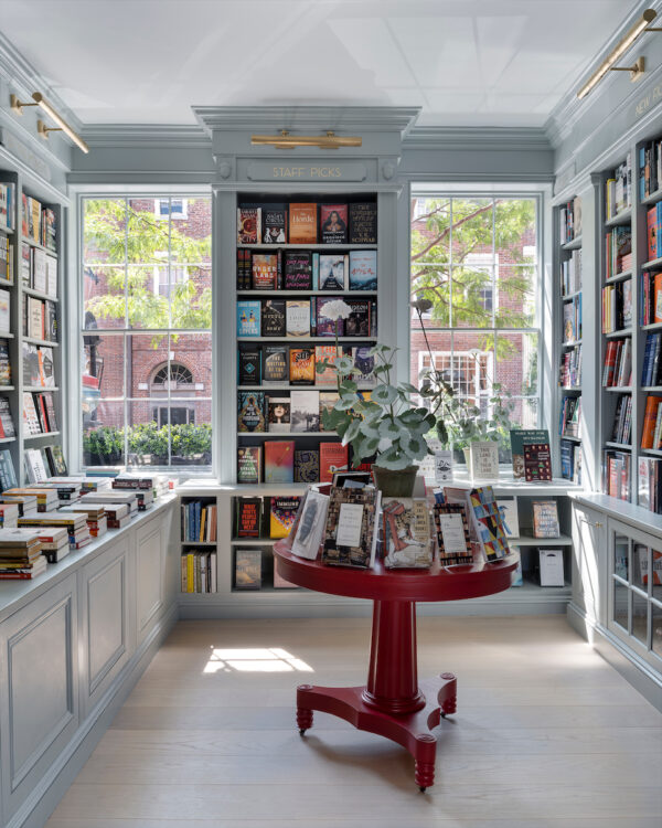 Dallas' Cathy Kincaid Brings Beacon Hill Books Store to Life