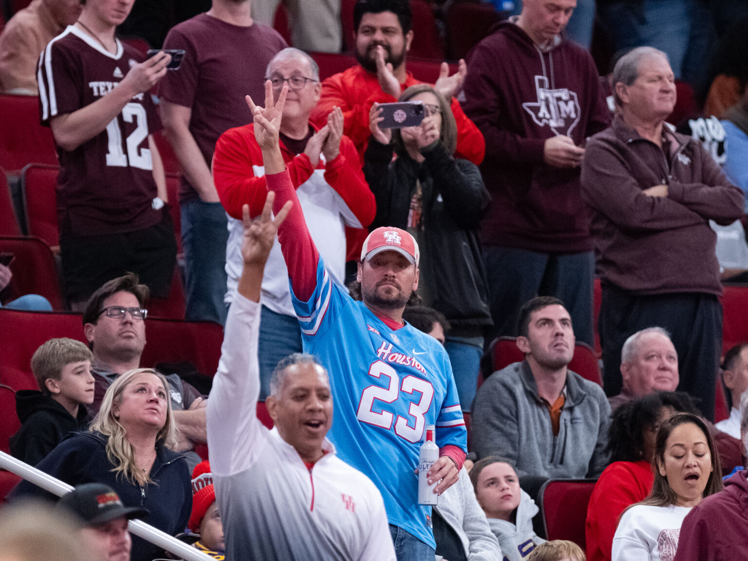 Fearless Emanuel Sharp Gives National Title Hunting Houston 3 Elite ...