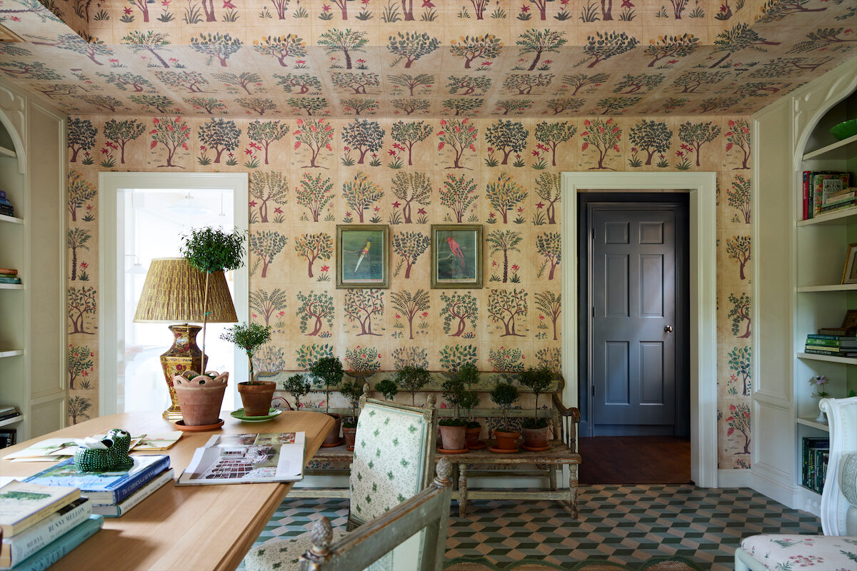 Dallas Textile Designer Lisa Fine Launches Wallpaper