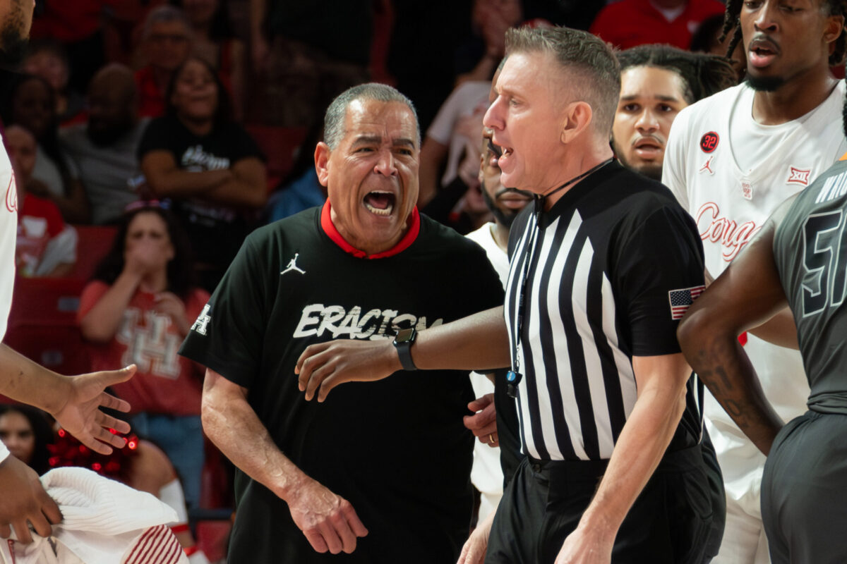 Kelvin Sampson's Wild Ejection Shows Why Houston's Players Love Him So ...