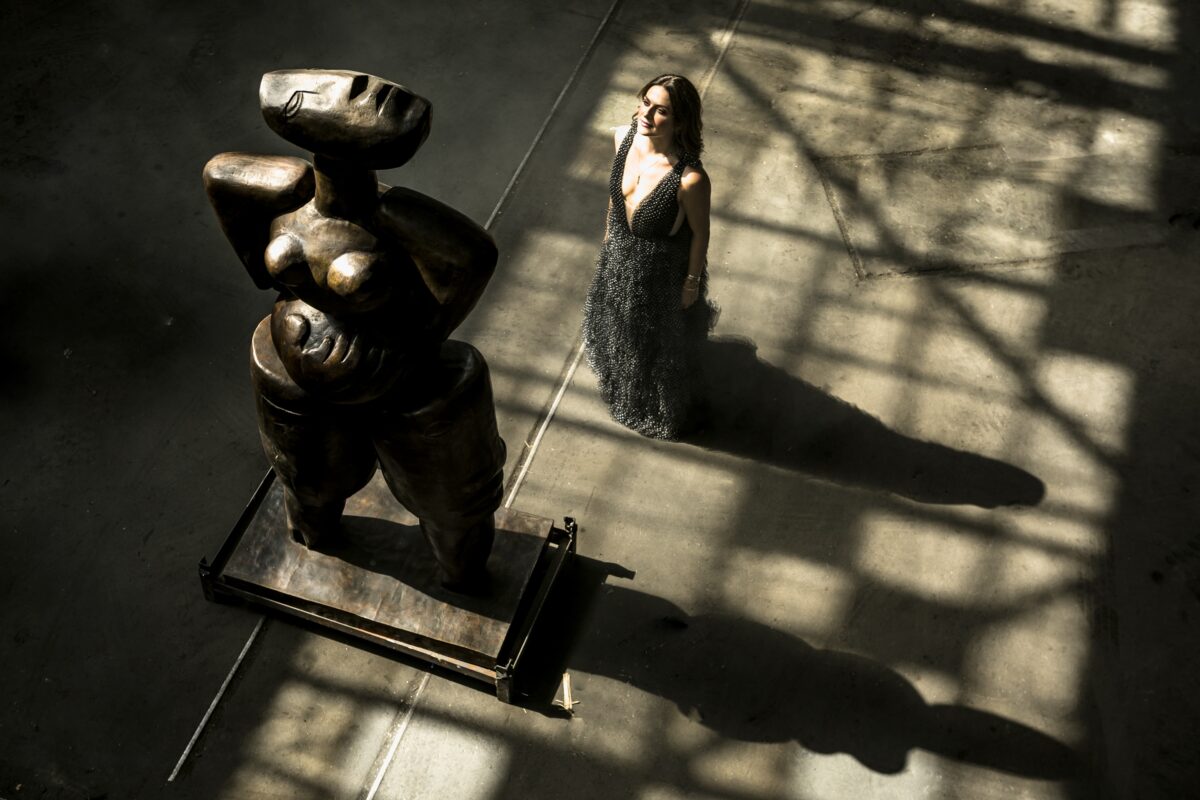 World-Renowned Artist Alexandra Nechita Debuts Her Newest Exhibit in ...