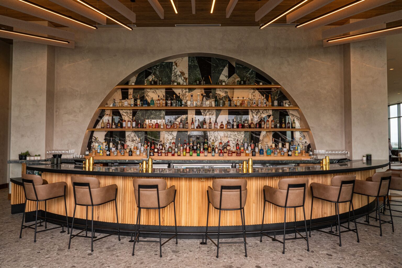 Houston's New Thompson Hotel Shakes Up the Bayou City Dining Scene With ...