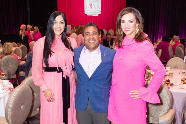 Houston's Tickled Pink Mania Grows Into a Record Setter, Takes Over The ...