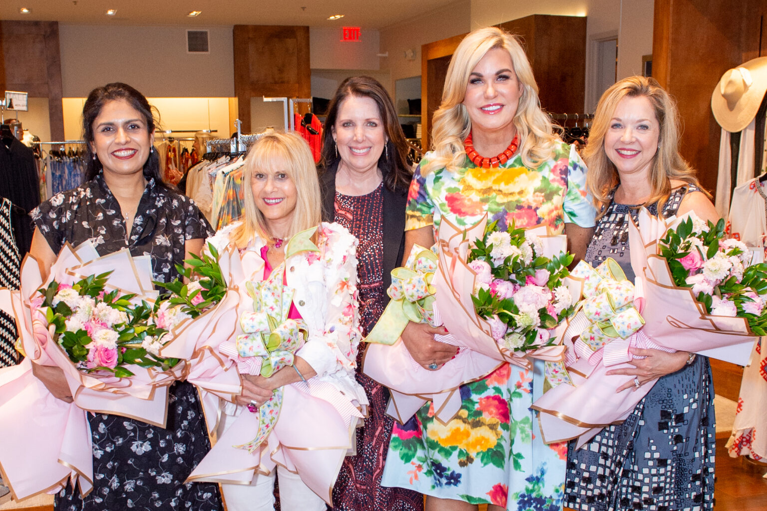 Houston's New Women of Distinction Revealed In an Elaborate Uptown ...