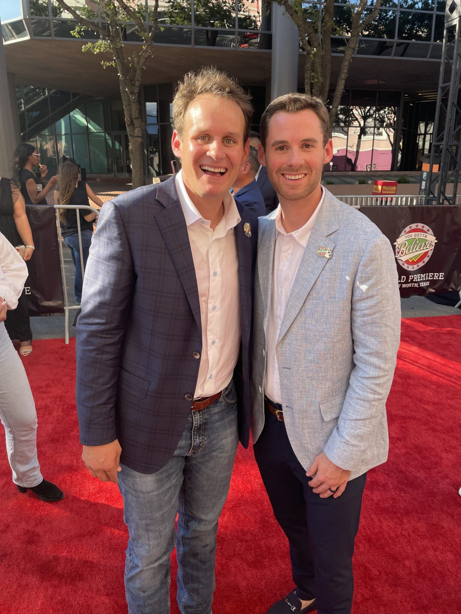 Luke Wilson and Greg Kinnear Hit The Red Carpet in Fort Worth For You ...