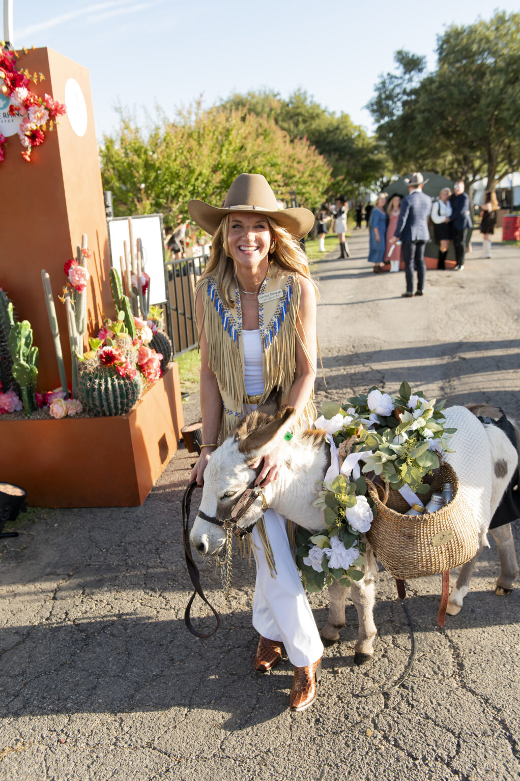 Inside Dallas' 51st Cattle Baron's Ball — Carrie Underwood, Baronesses ...