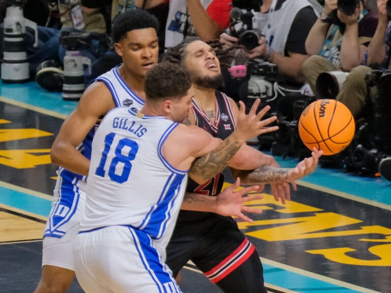 Inside Houston's Final Four Mayhem Of Joy — Out Believing Duke, Hakeem ...